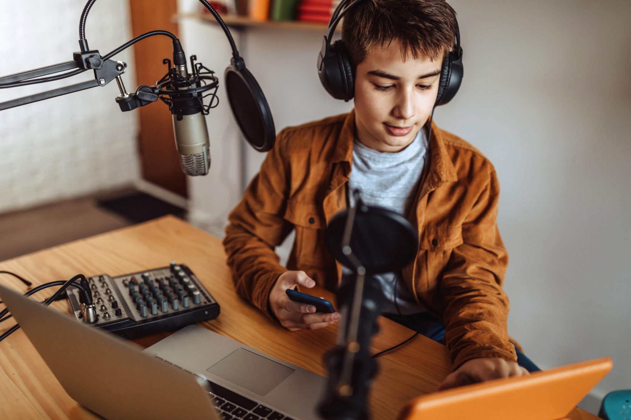 Como montar uma programação de rádio de sucesso?